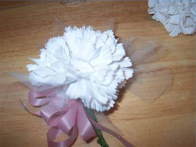Hoe te anjer corsages maken – E2A